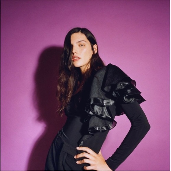 Zara | Tops | Zara One Sleeve Ruffle Top Black | Poshmark